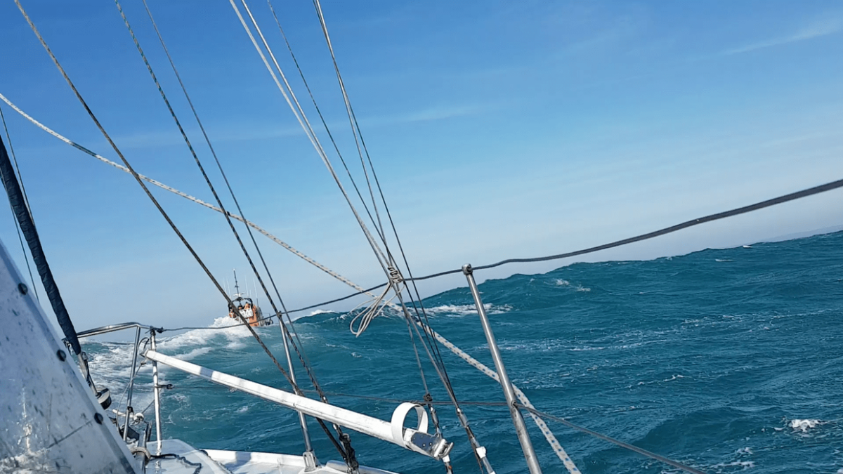 Pan-pan! Making a distress call and lessons learned