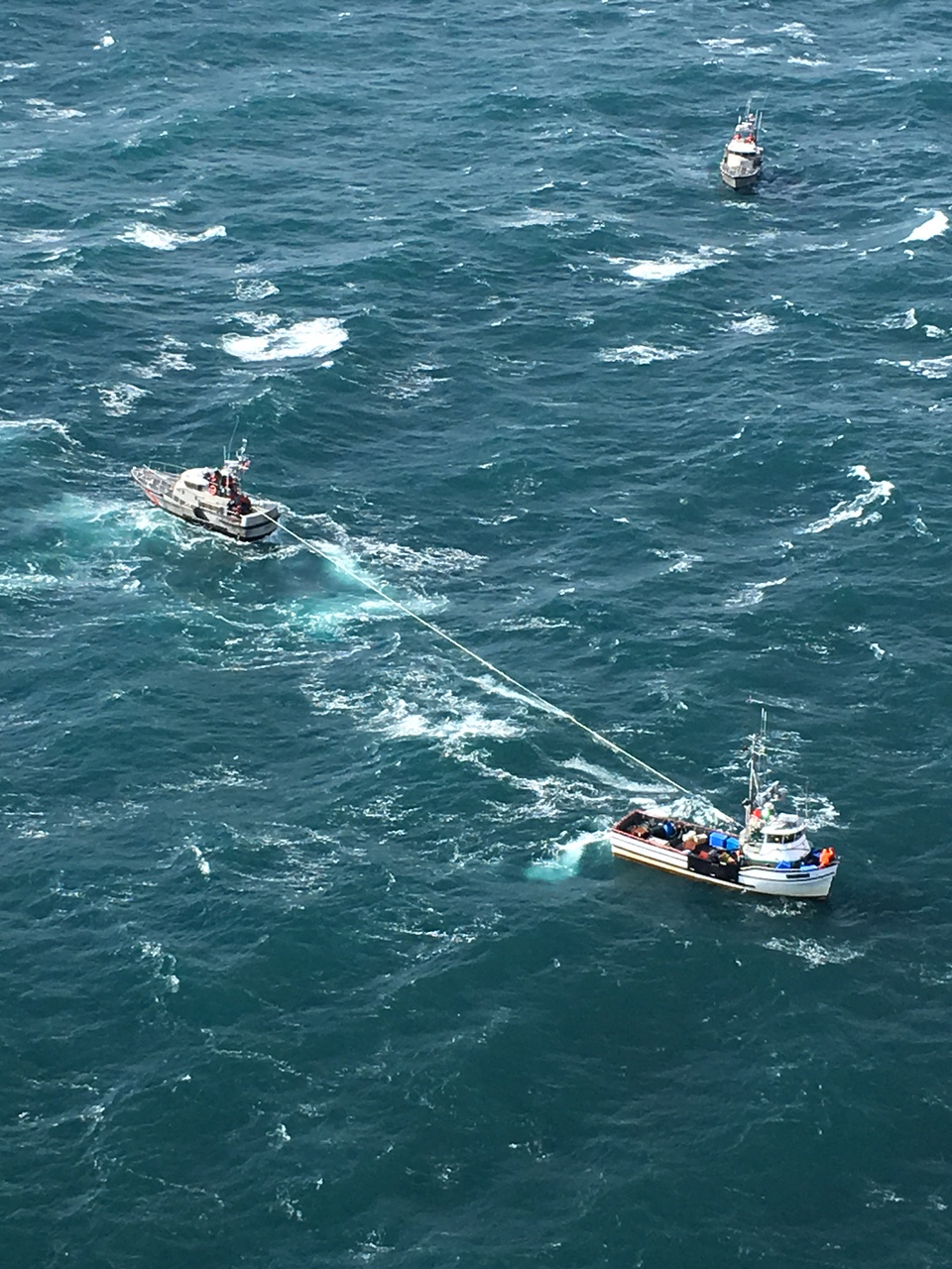 What is a rogue wave? The science behind ship-sinking monster waves