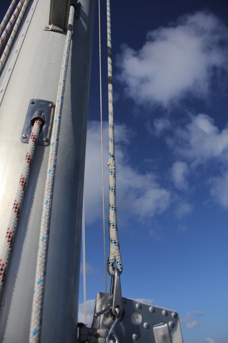 8 common problems sailors experience at sea (and how to avoid them)