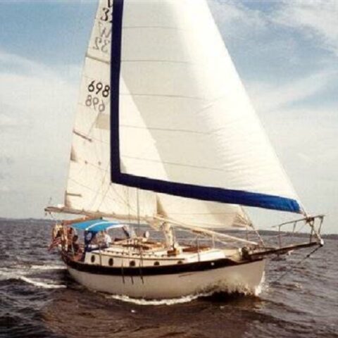 What to look for in liveaboard boats