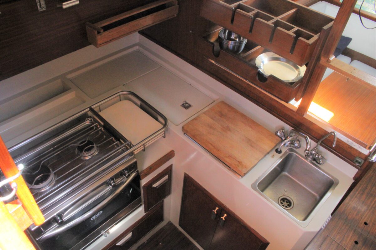 11 Essentials for Living on a Boat - Waterborne